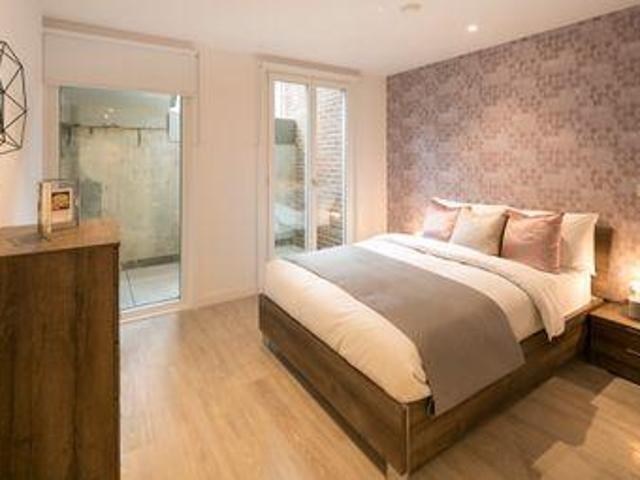 3 Bedrooms Town house for rent in Pressing Lane, Hayes UB3
