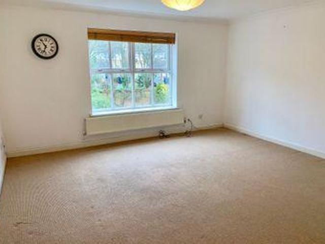 3 Bedrooms Town house for rent in Ribblesdale Avenue, Friern Barnet N11