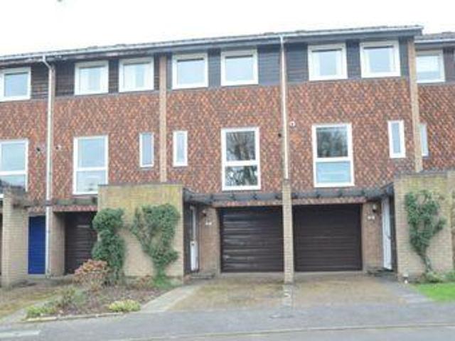 3 Bedrooms Town house for sale in Bardsley Close, Croydon, Surrey CR0
