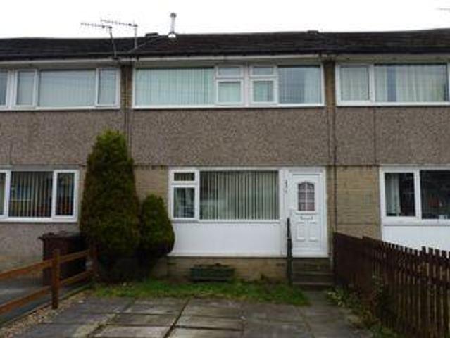 3 Bedrooms Town house for sale in Greenfield Gardens, Eastburn, Keighley, West Yorkshire BD20