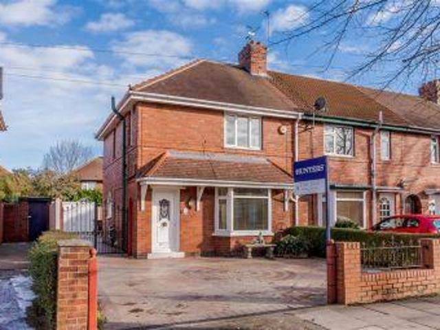 3 Bedrooms Town house for sale in Dodsworth Avenue, York, Heworth YO31