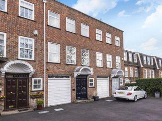 3 Bedrooms Town house for sale in Dene Road, Northwood HA6
