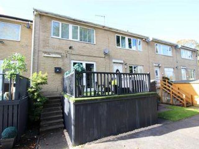 3 Bedrooms Town house for sale in Kebroyd Avenue, Triangle, Sowerby Bridge HX6