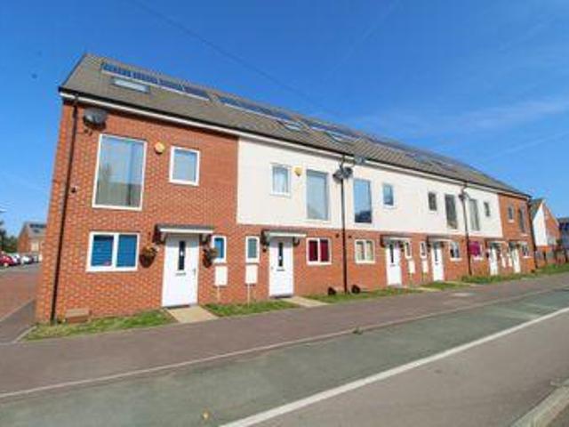 3 Bedrooms Town house for sale in Kempston Road, Bedford MK42