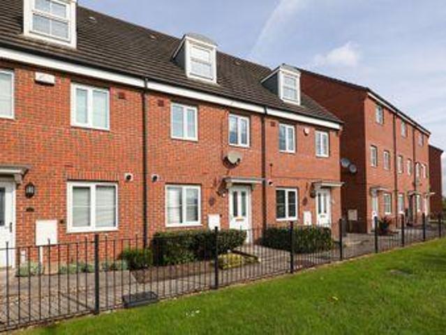 3 Bedrooms Town house for sale in Halfway Close, Halfway, Sheffield S20