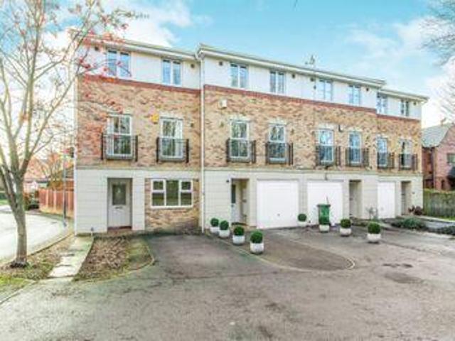3 Bedrooms Town house for sale in Princes Gate, Horbury, Wakefield WF4