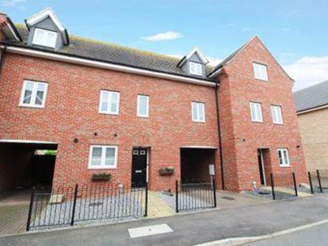 3 Bedrooms Town house for sale in Rochester Way, New Cardington, Bedford MK42