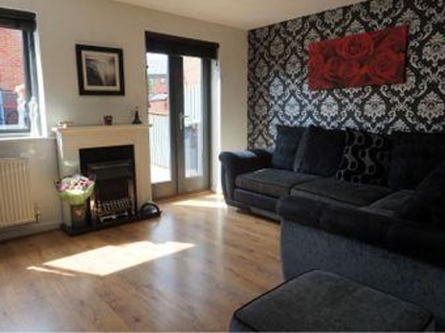 3 Bedrooms Town house for sale in Rosedawn Close West, Hanley, Stoke On Trent ST1