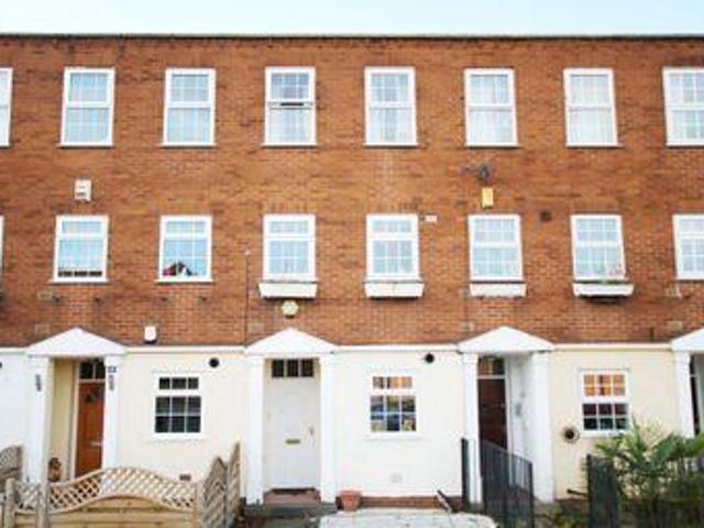3 Bedrooms Town house for sale in Wentworth Street, St Johns, Wakefield WF1