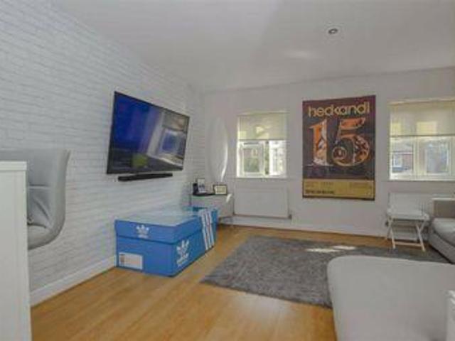 3 Bedrooms Town house for sale in White Lee Croft, Atherton, Manchester M46