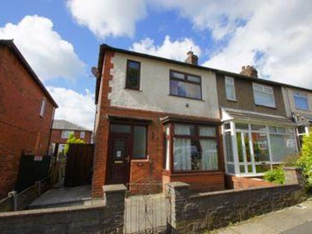 3 Bedrooms Town house for sale in Thompson Road, Bolton BL1