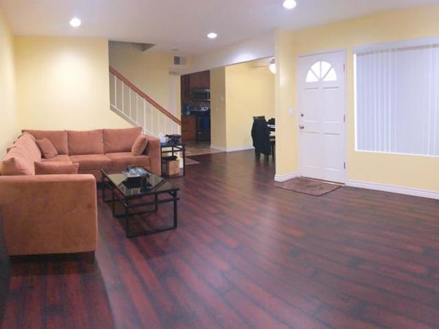 3 bedrooms townhouse