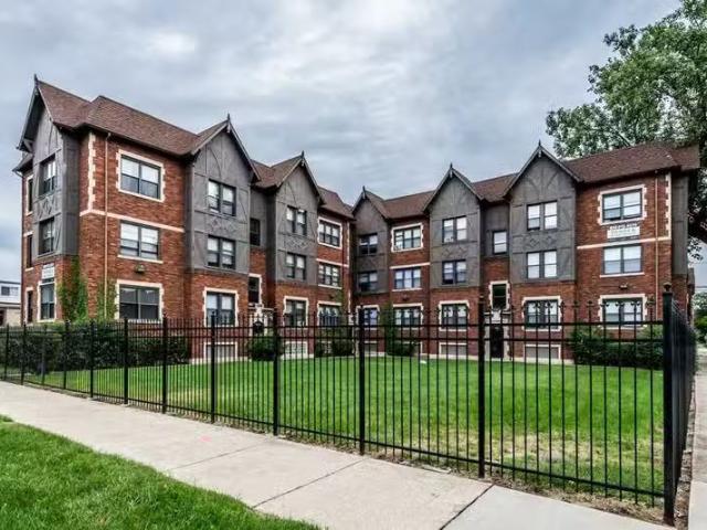 3 Bedrooms 8951 S Ada St