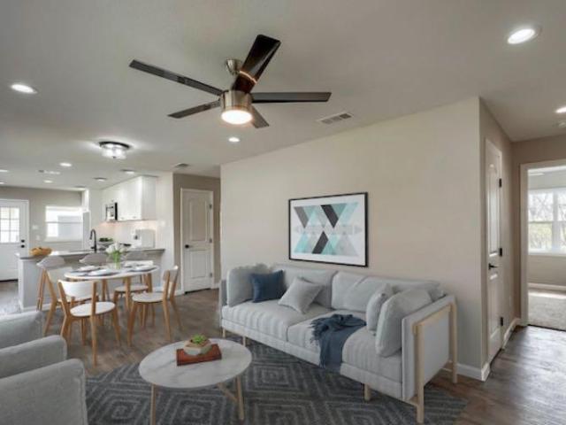 3 Beds & 2 Baths @ 10130 Eastwood Dr, Dallas TX 75228