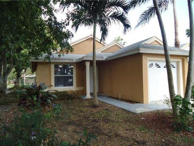 3 beds 2 baths 1,053 sqft @ 788 SW 10th St, Florida City, FL 33034
