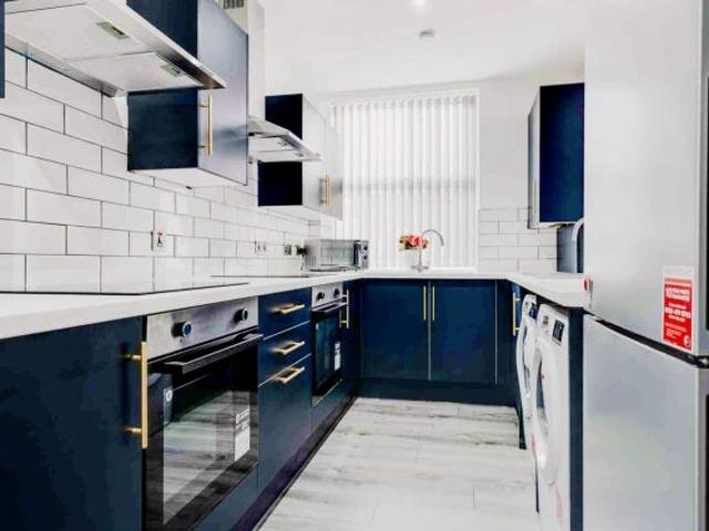 3 Beds 6 Baths