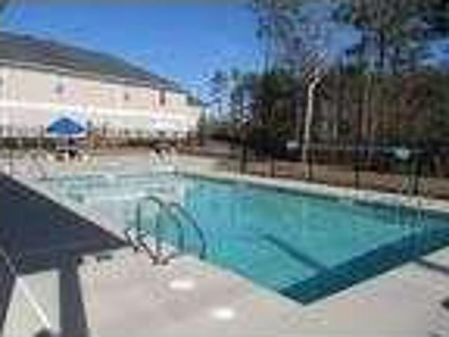 3 Beds Church Street Apartments