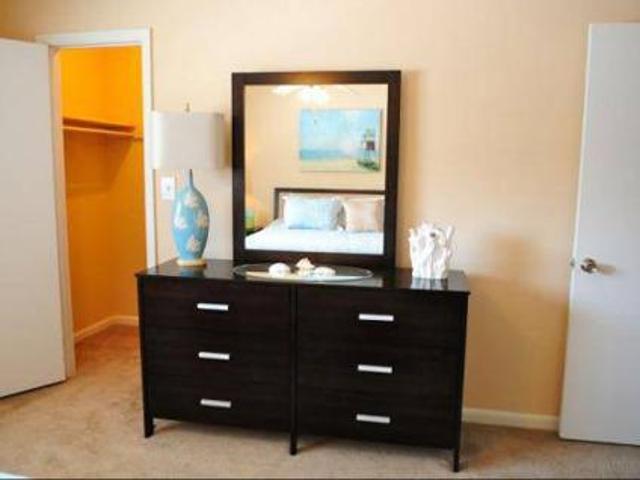 3 Beds Biscayne Apartments