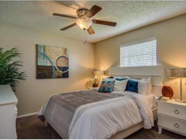 3 Beds Forest Oaks