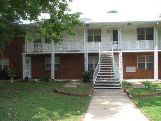 3 Beds Posts Apartments