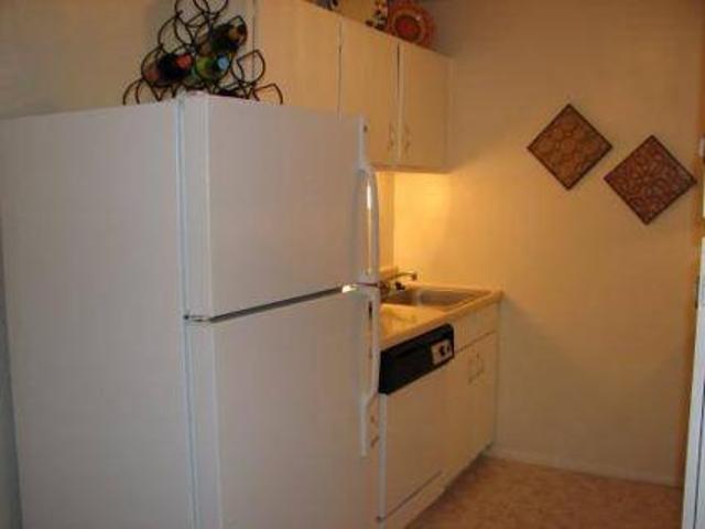 3 Beds Whispering Lake Apartments