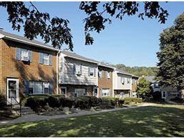 3 Beds Tammy Brook Apartments