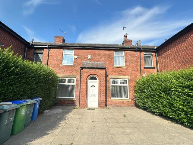 3 beds Terraced £1,200 pcm To Let Castlemere Street, Deeplish, Rochdale