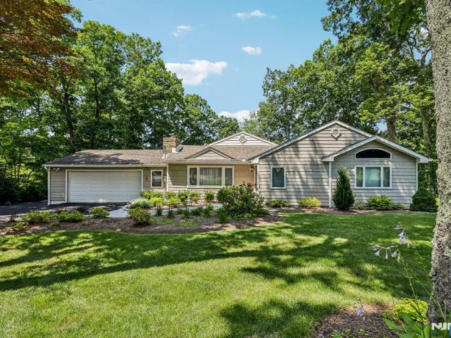 3 Beech Court