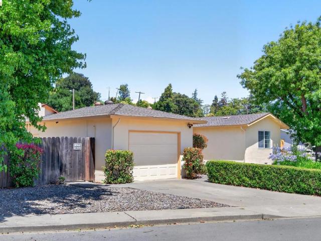 3 Bergwall Way