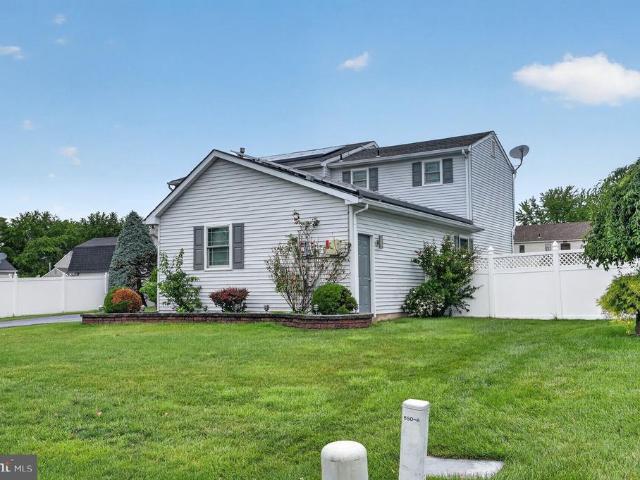 3 Berwick Lane