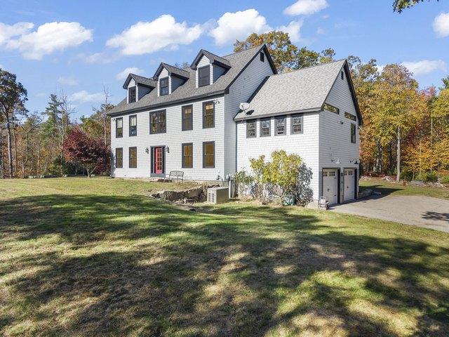 3 Bhoireann Ln, York, ME 03909
