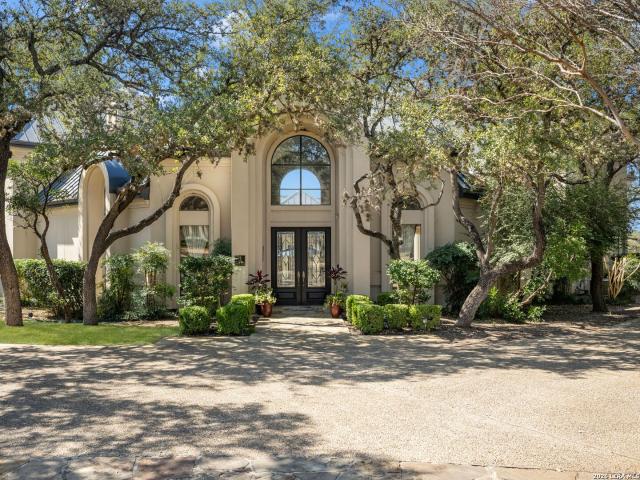 3 Birnam Oaks, San Antonio, TX 78248 | MLS #1946 | Compass