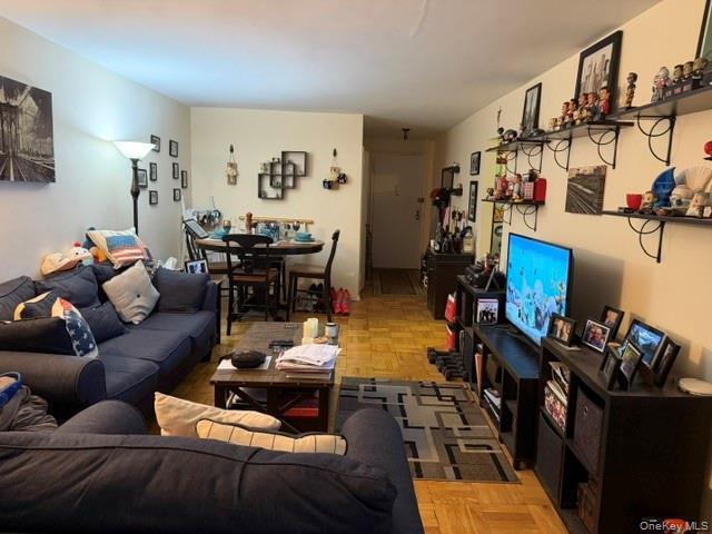 3 Birchwood Court 1A