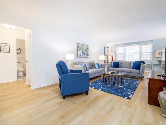 3 Birchwood Court 2J