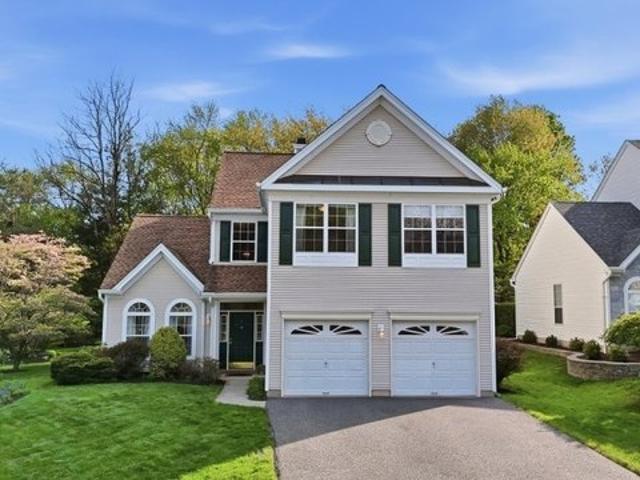 3 Bouwrey Pl, Readington Twp, NJ 08889