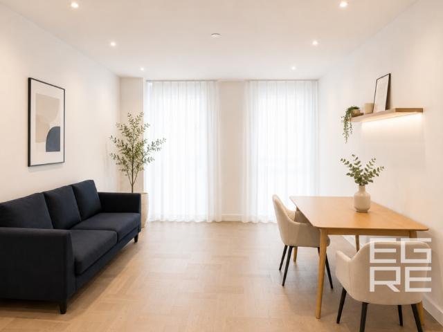 3 Boxwood Gardens, Wapping E1W 2 bed apartment to rent £3,800 pcm £877 pw