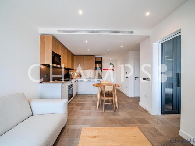 3 Boxwood Gardens London Dock E1W 2DU 1 bed flat to rent £2,817 pcm £650 pw