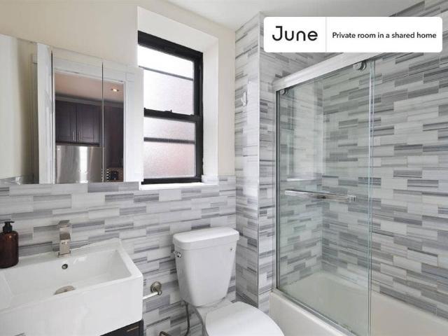 3 BR in New York City