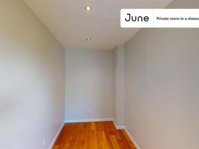 3 BR in New York City