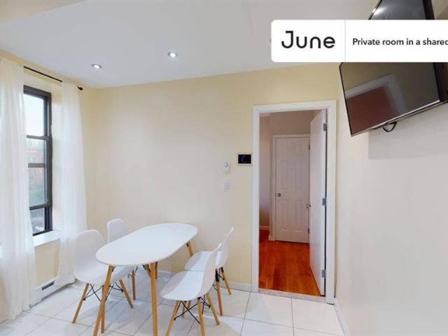3 BR in New York City
