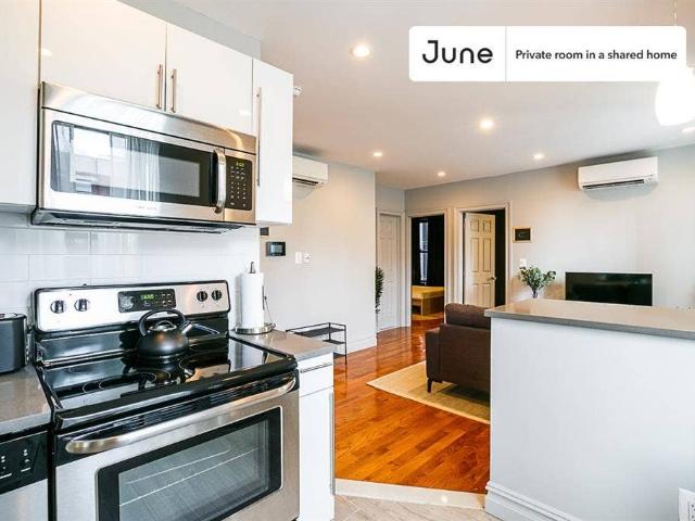 3 BR in New York City