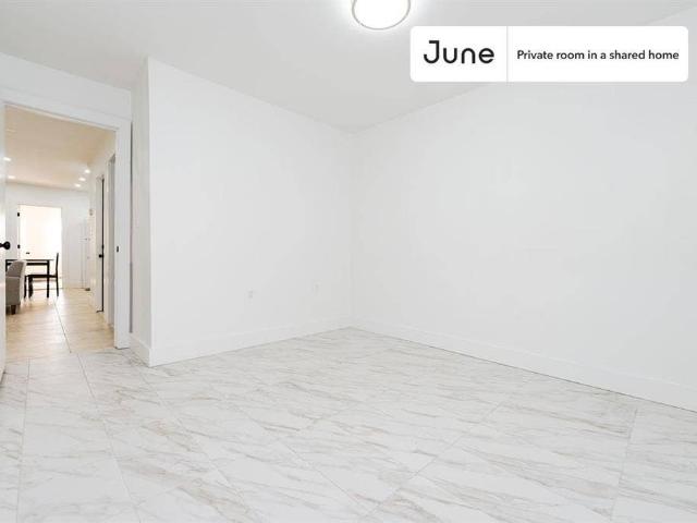 3 BR in New York City