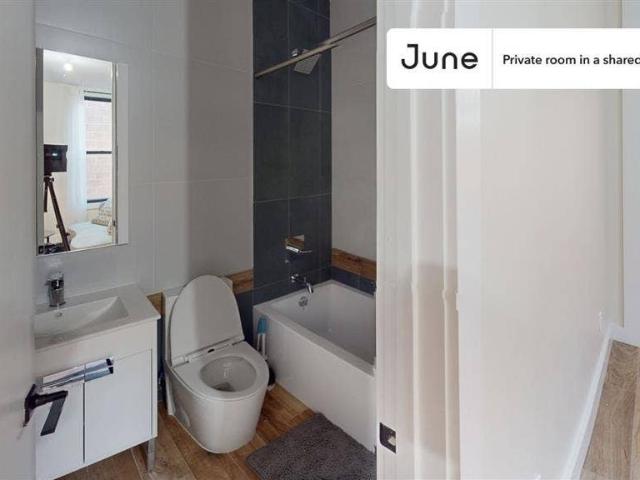 3 BR in New York City