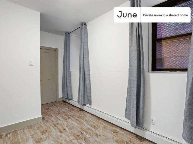 3 BR in New York City