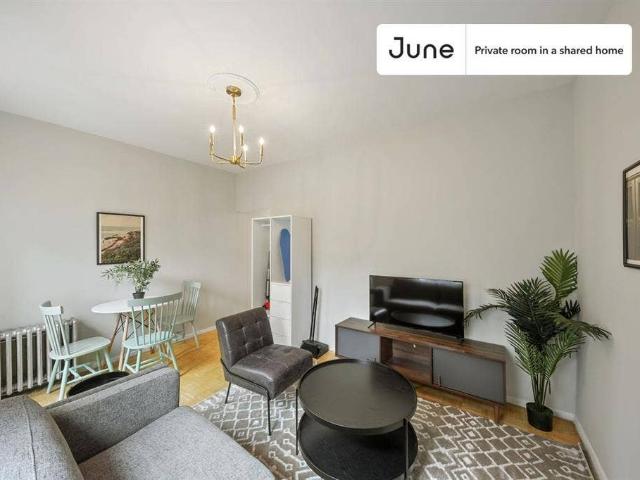 3 BR in New York City
