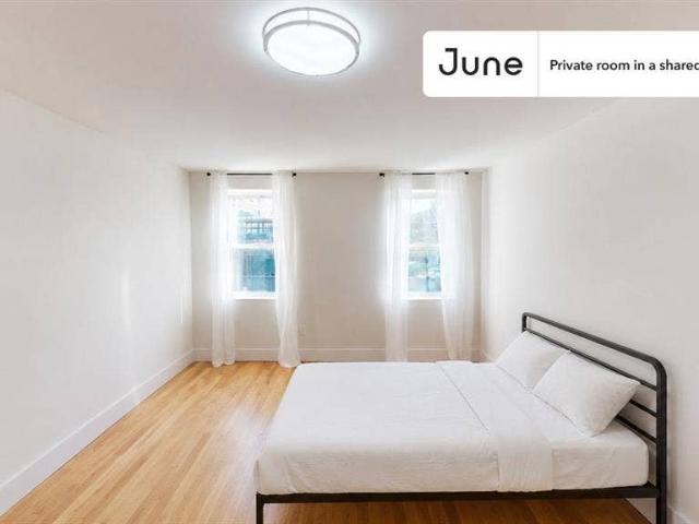 3 BR in New York City