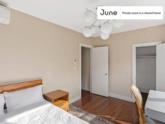 3 BR in New York City