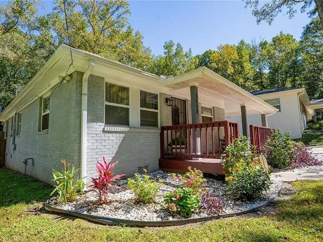3 BR in Atlanta