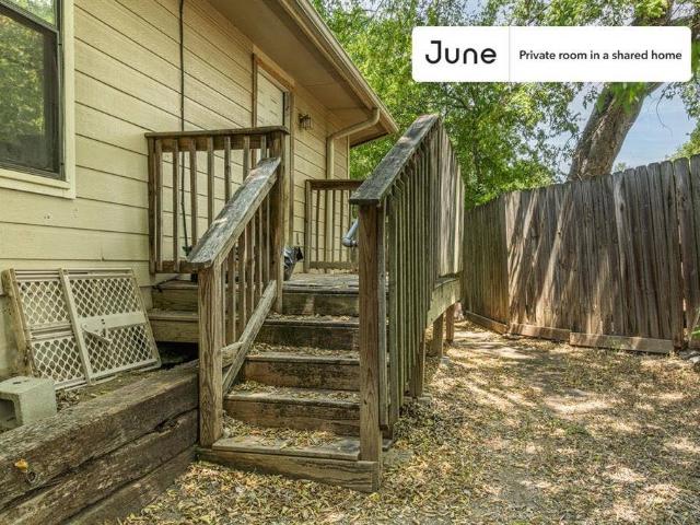 3 BR in Austin