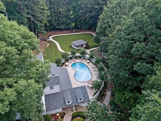 3 BR in Dunwoody